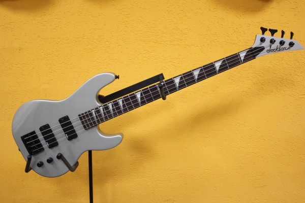 Jackson Js 2 Concert Bass Quisk Silver (used) - Муз-Комиссионка