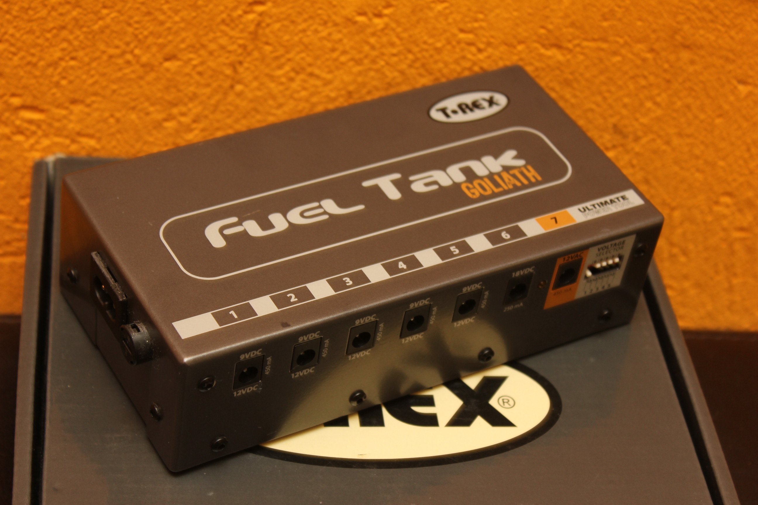 T-Rex Fuel Tank Goliath - Муз-Комиссионка