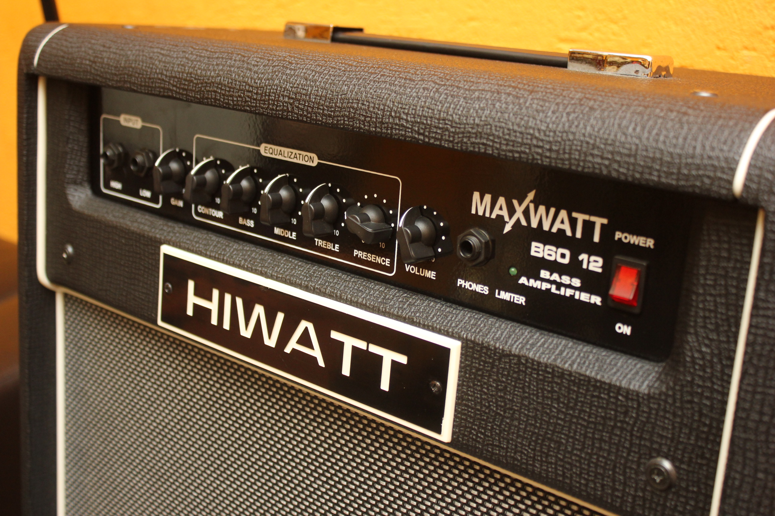 Hiwatt B60 12 - Муз-Комиссионка