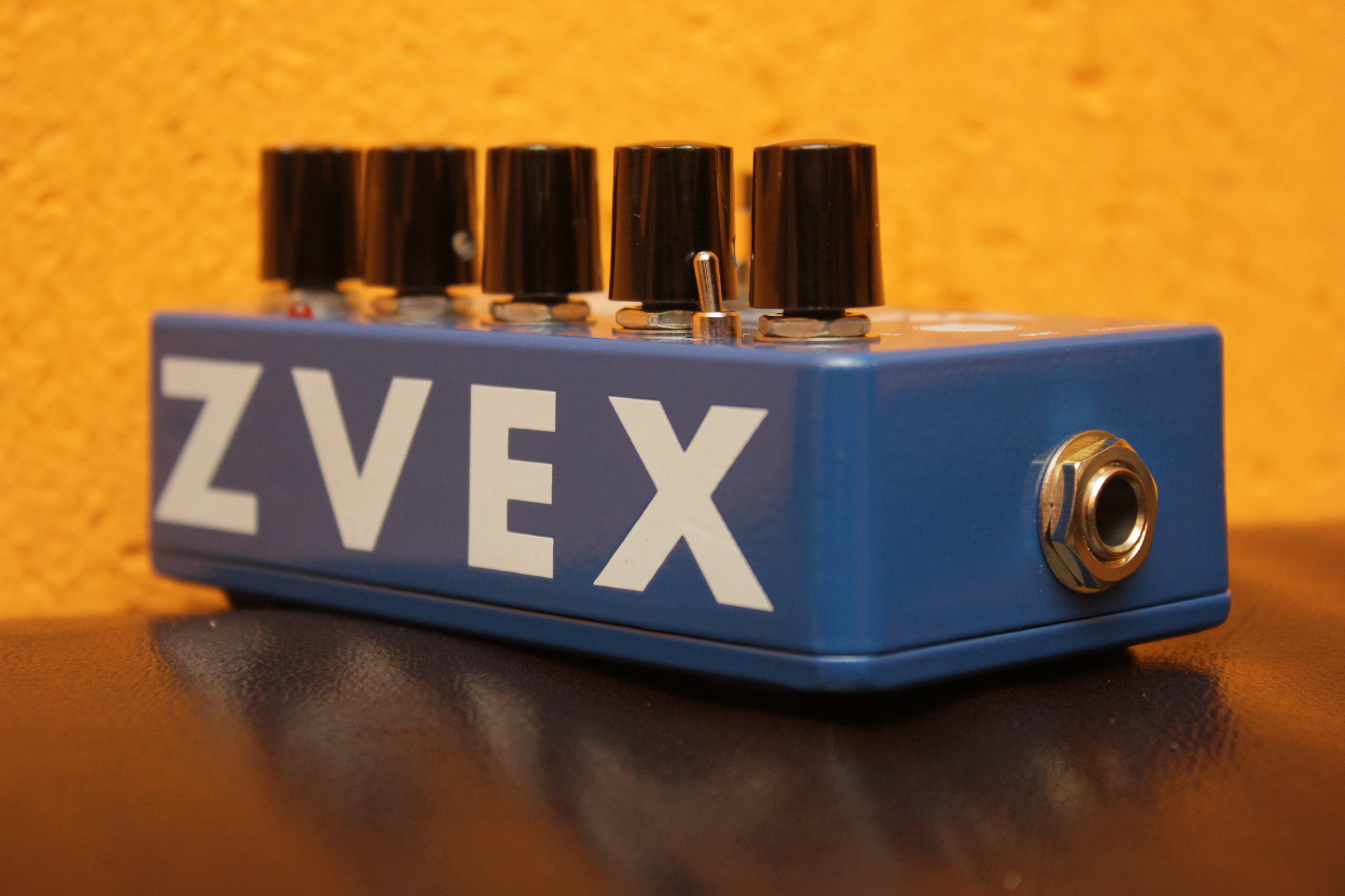 Zvex Effects Mastotron Vextron Series - Муз-Комиссионка