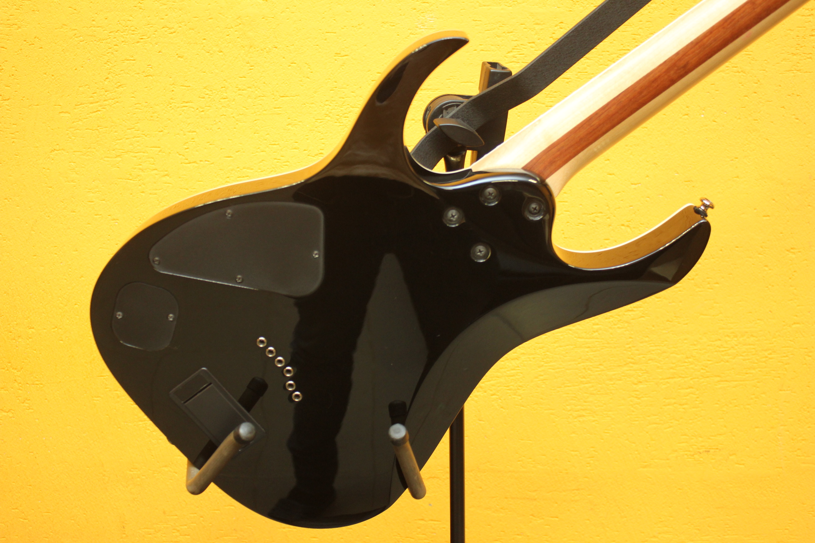 Ibanez RGIR20FE - Муз-Комиссионка