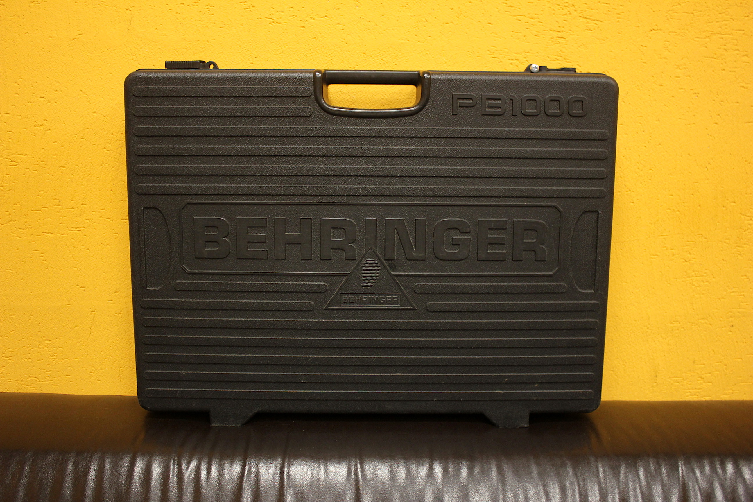 Behringer PB1000 - Муз-Комиссионка