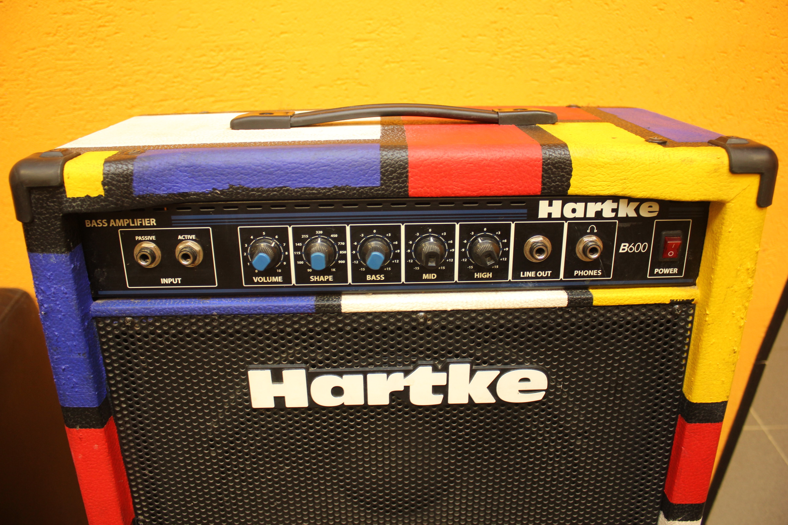Hartke B600 - Муз-Комиссионка
