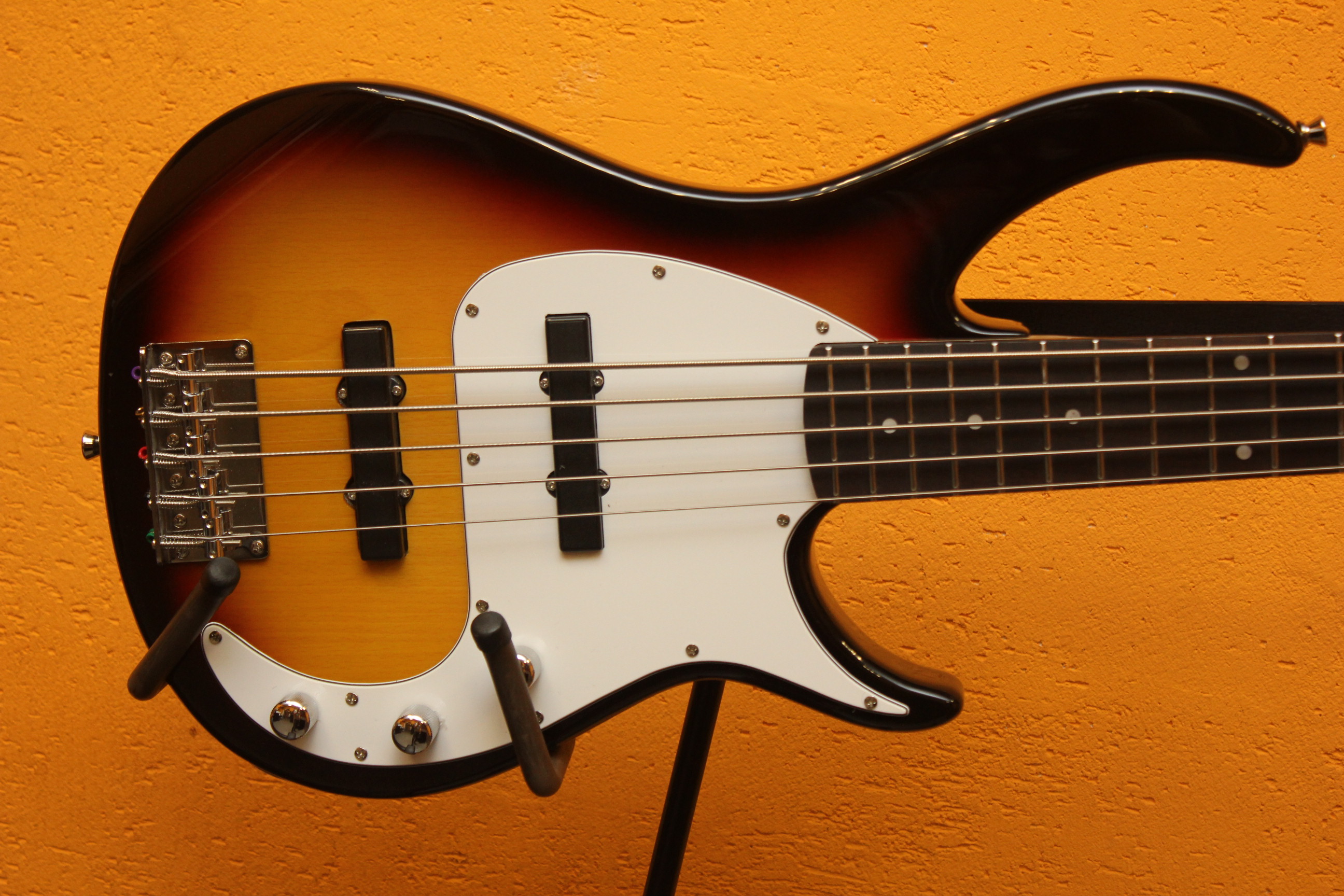 Peavey Milestone 5 - Муз-Комиссионка