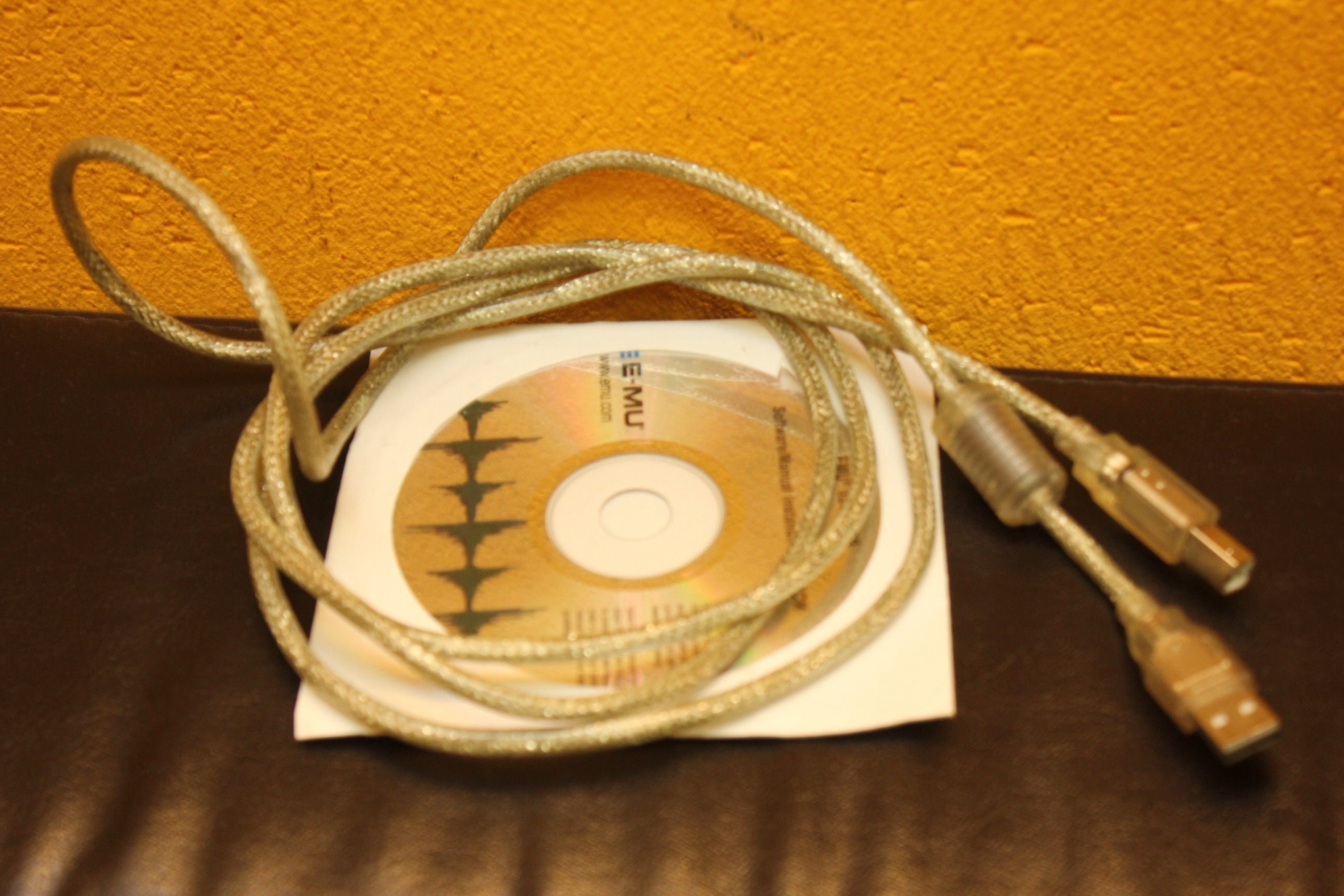 Creative E-MU 0204USB - Муз-Комиссионка