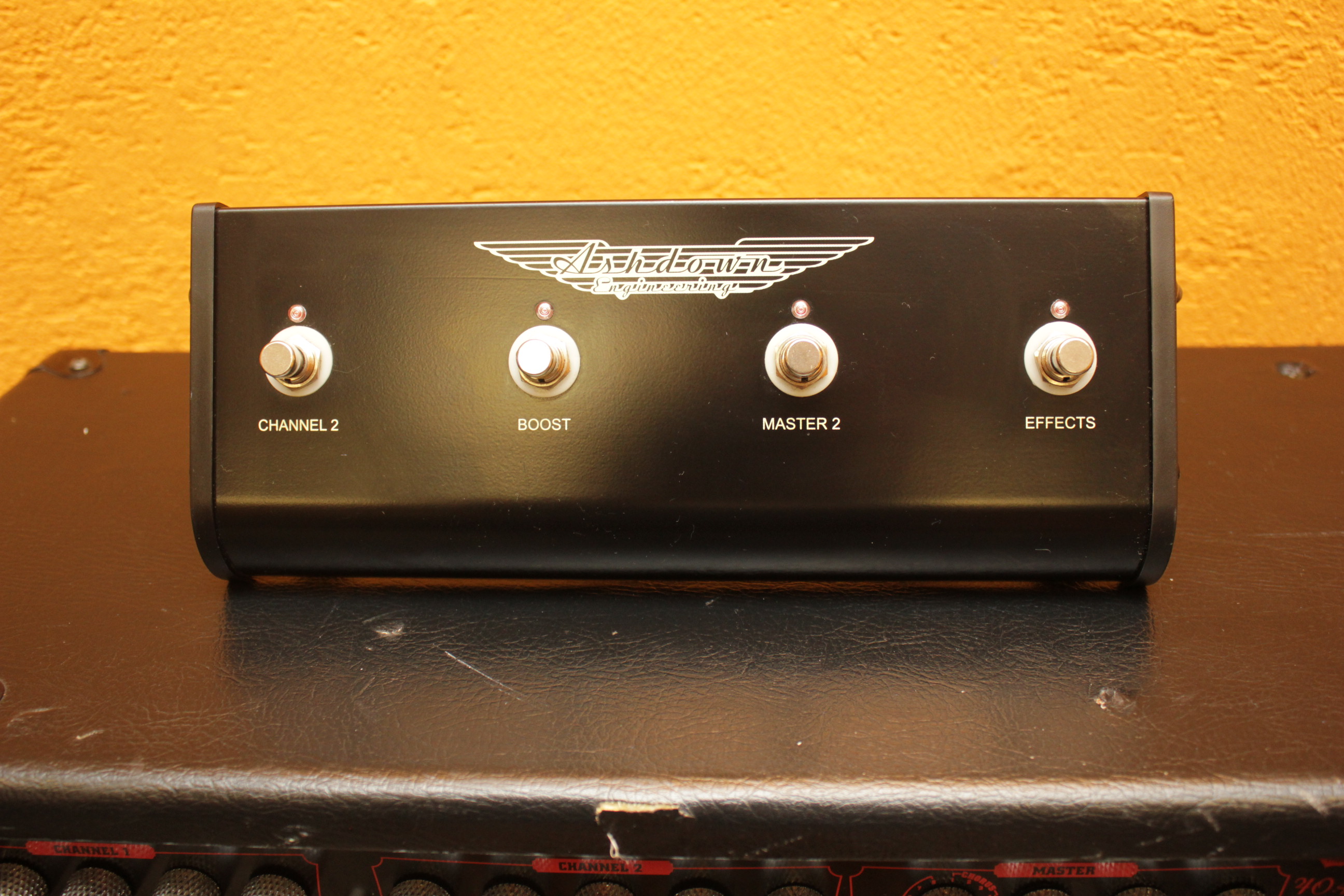 Ashdown Fallen Angel 40W DSP - Муз-Комиссионка