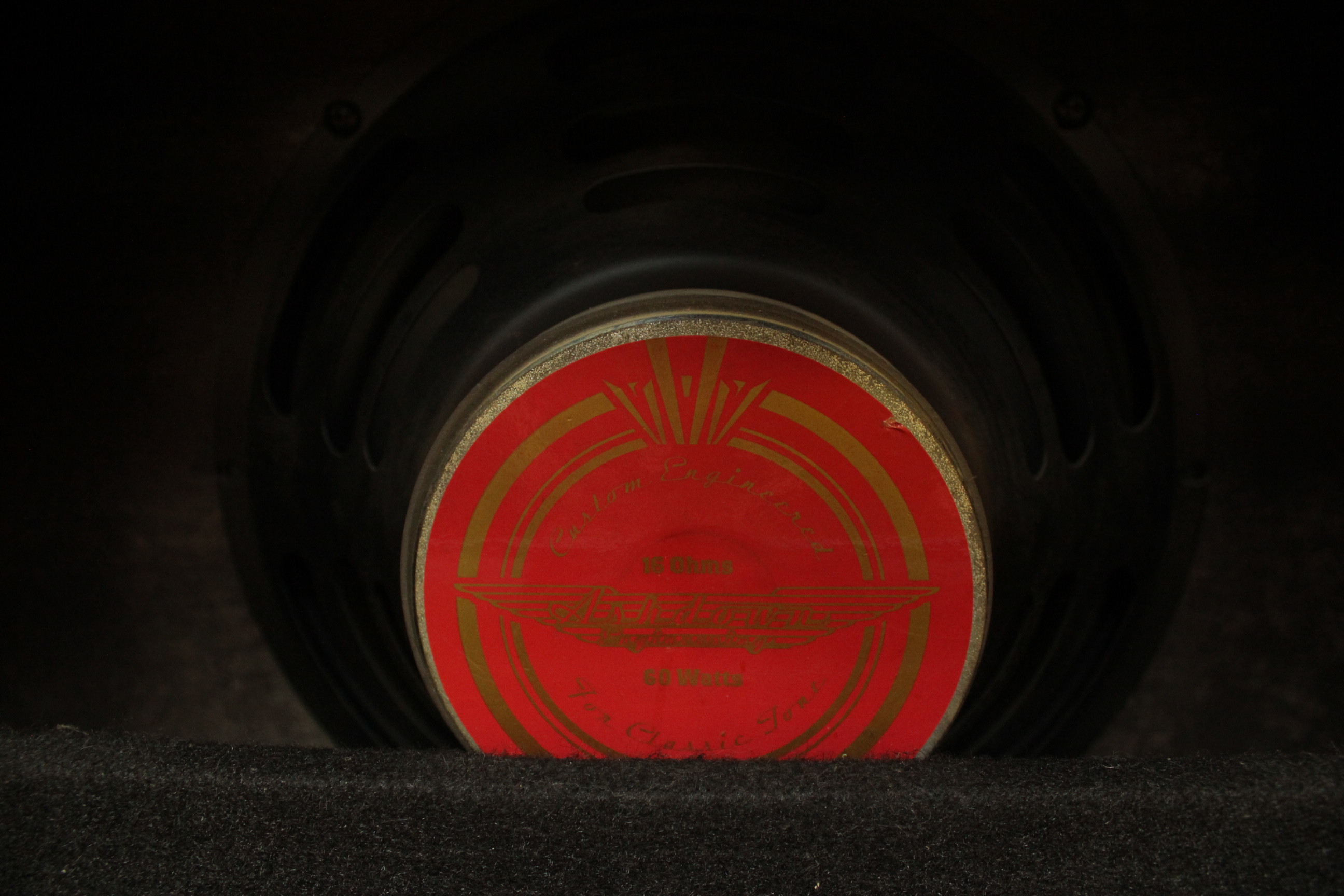 Ashdown Fallen Angel 40W DSP - Муз-Комиссионка