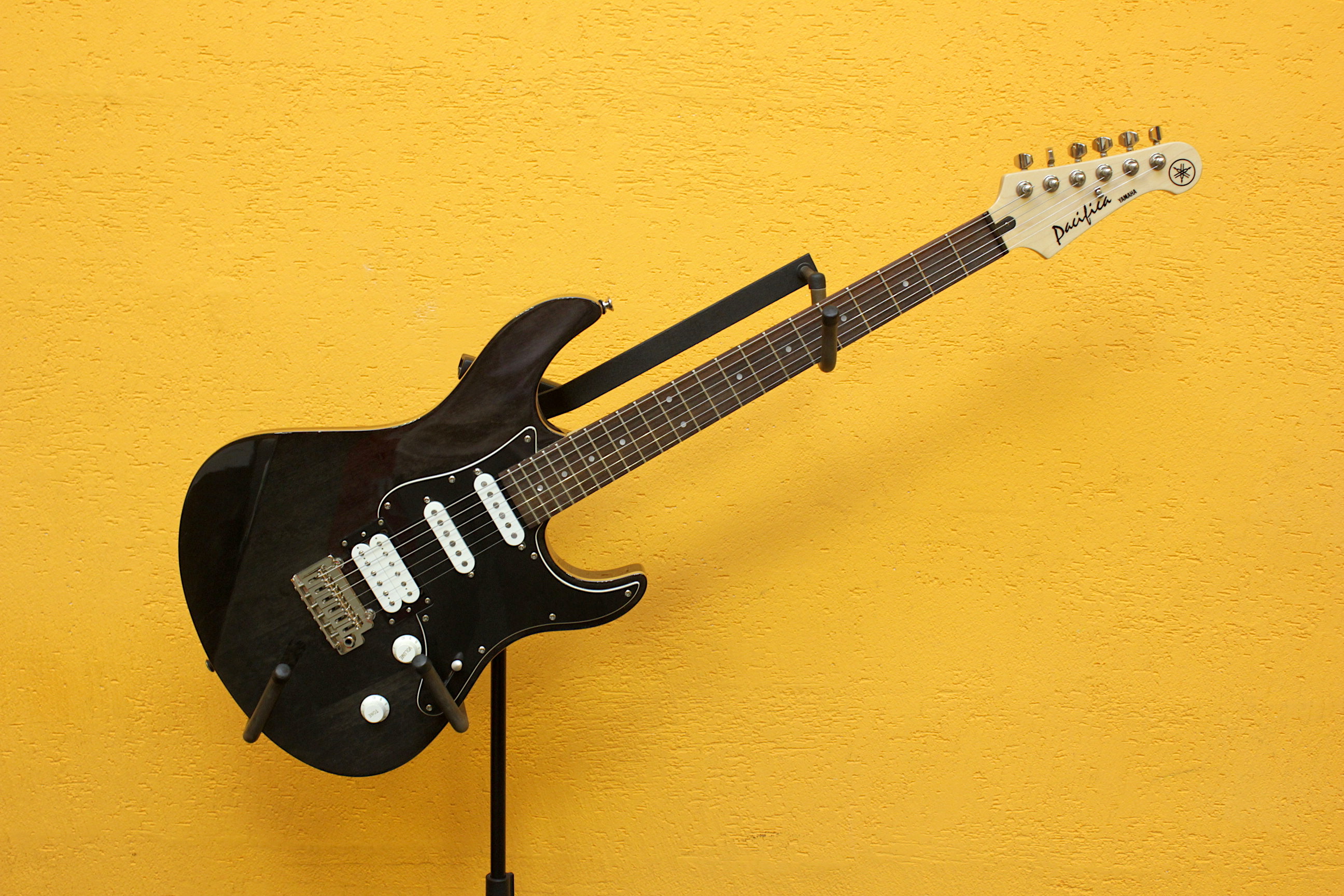 Yamaha Pacifica 412V - Муз-Комиссионка