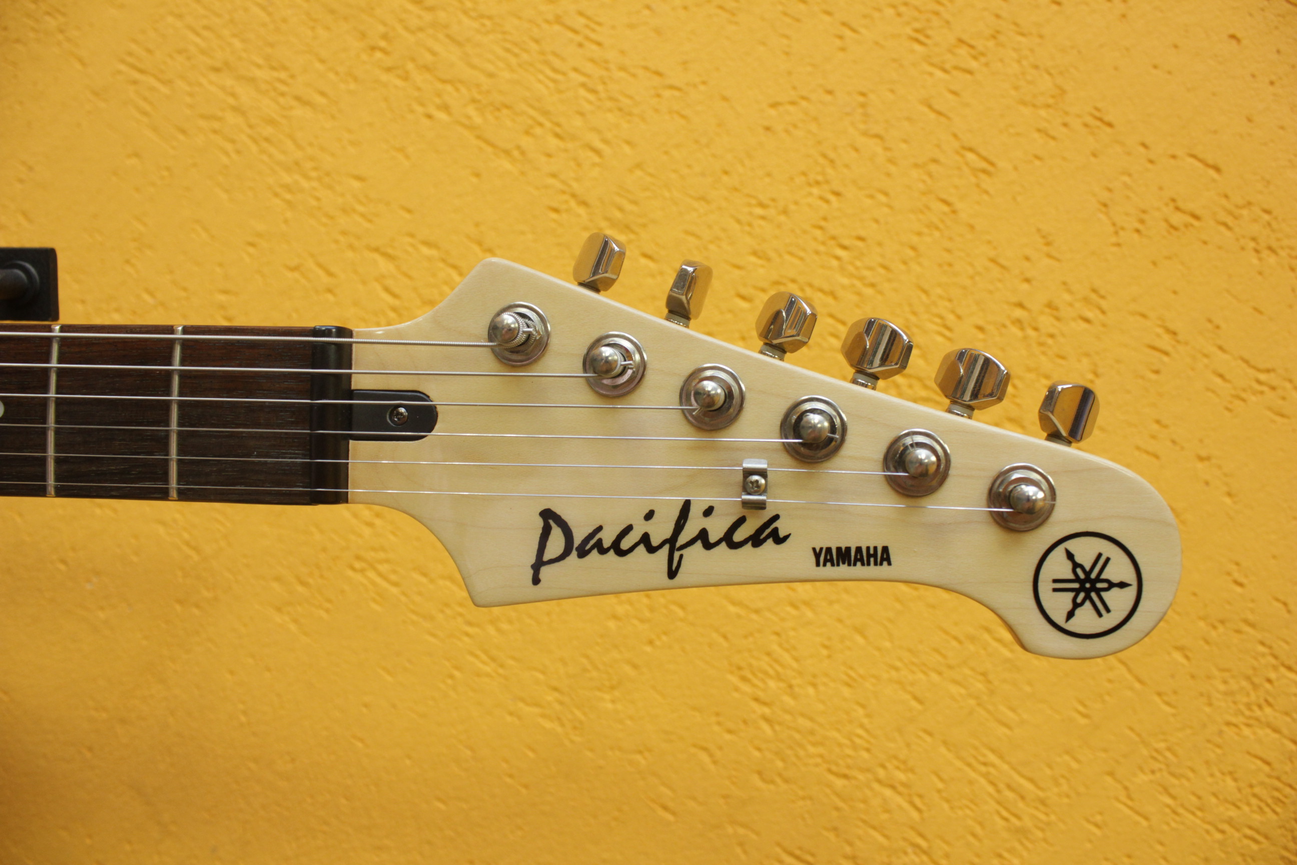 Yamaha Pacifica 412V - Муз-Комиссионка
