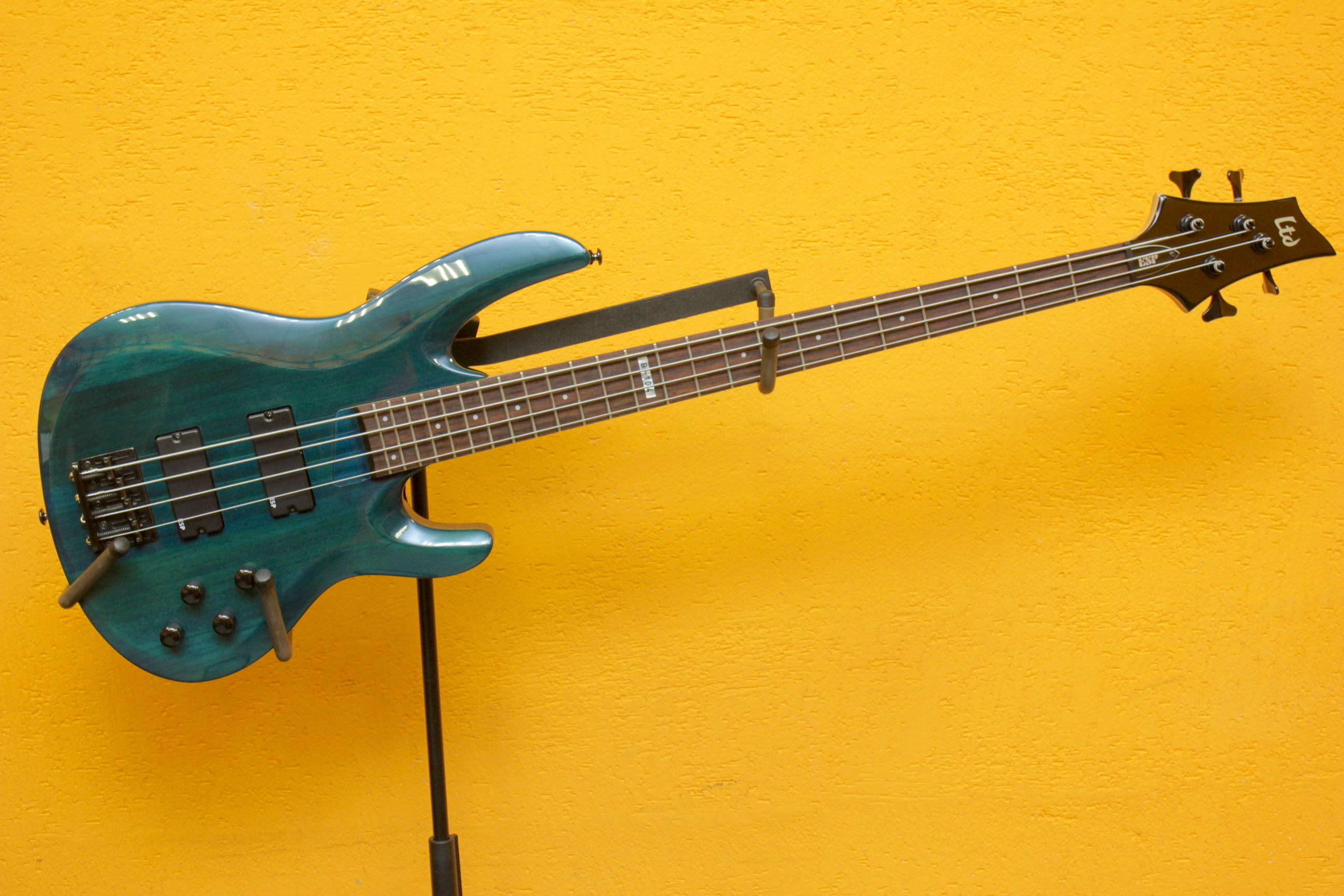 LTD B-104 - Муз-Комиссионка