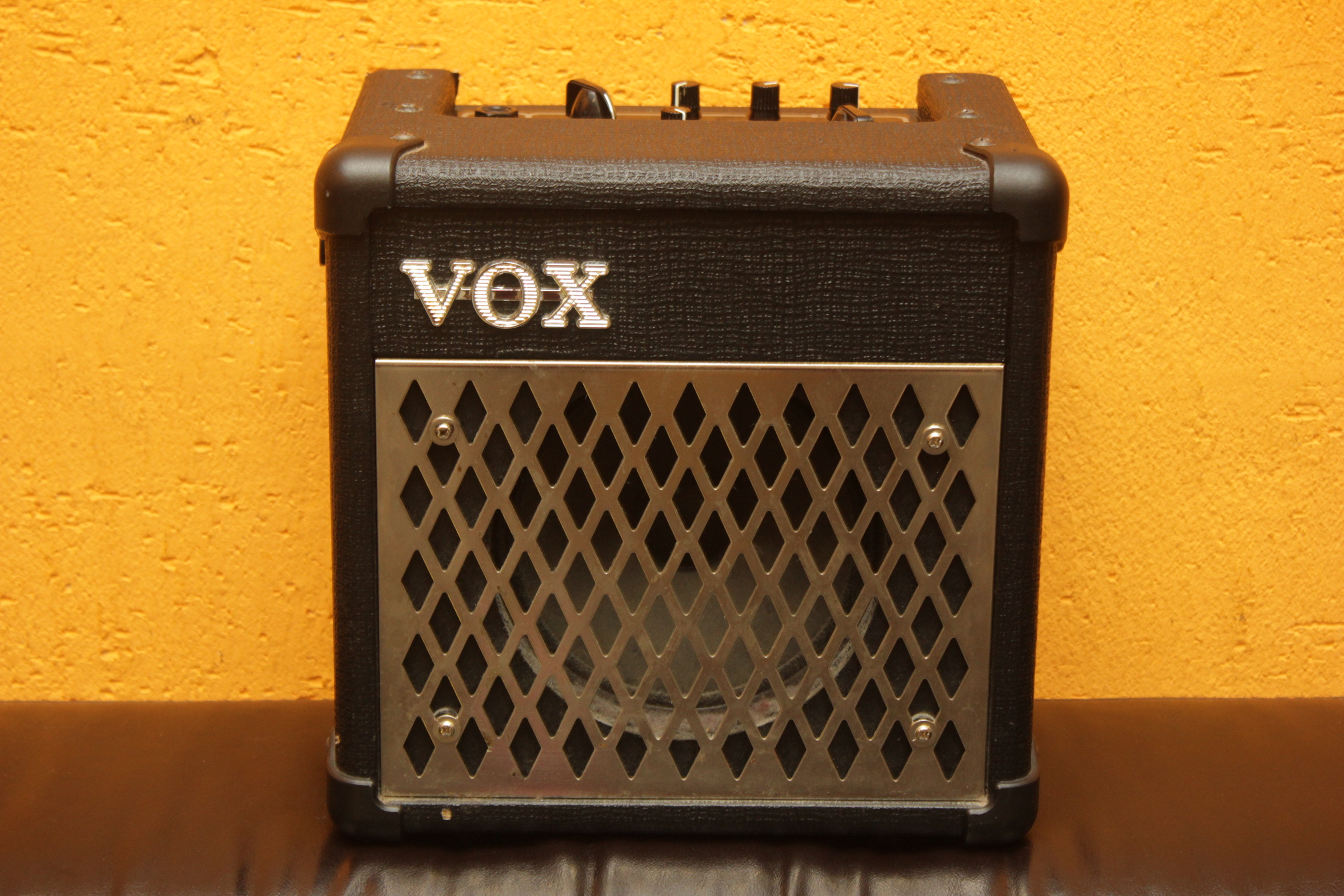 VOX DA5 - Муз-Комиссионка