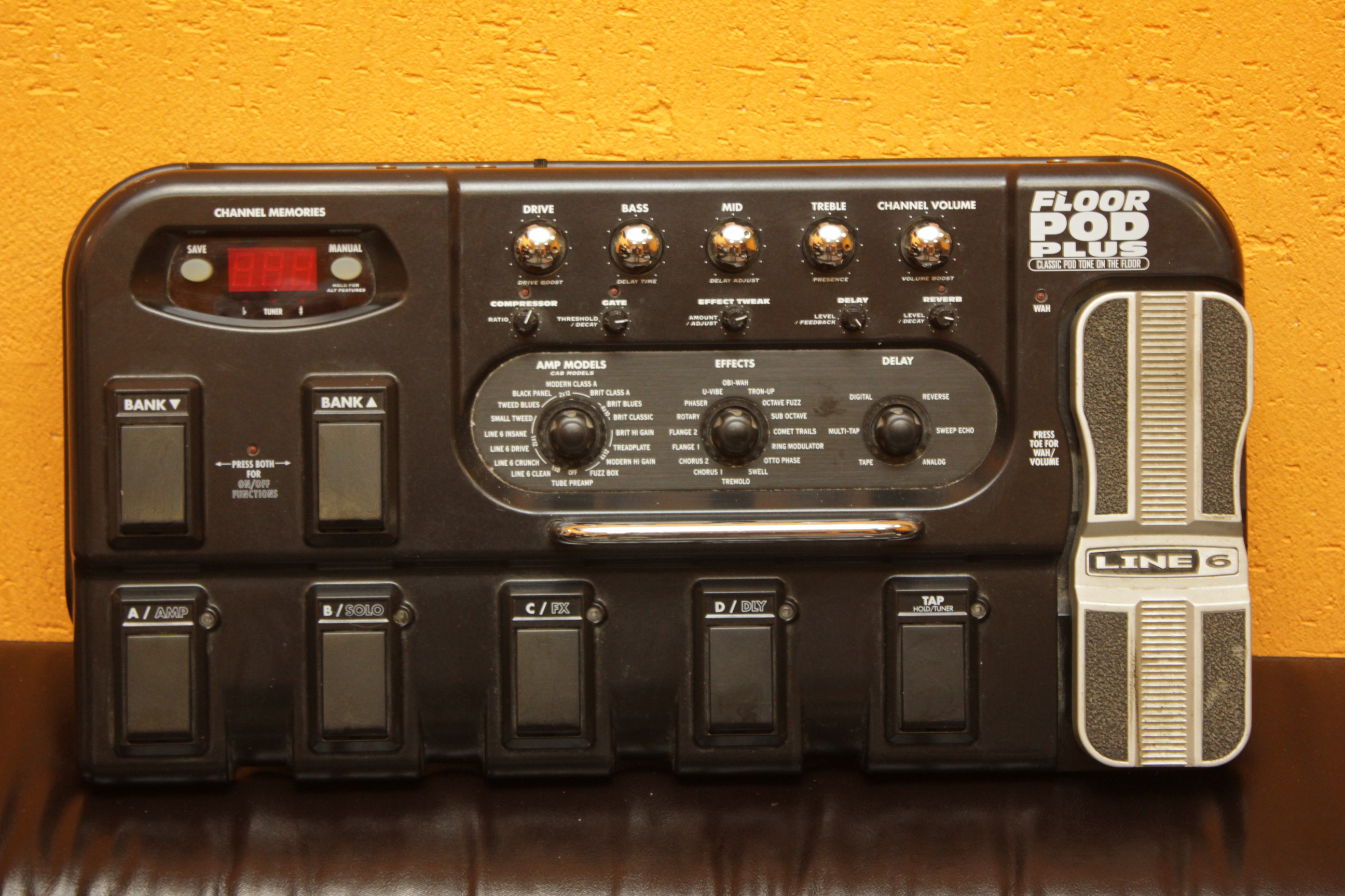 Line 6 Floor Pod Plus - Муз-Комиссионка