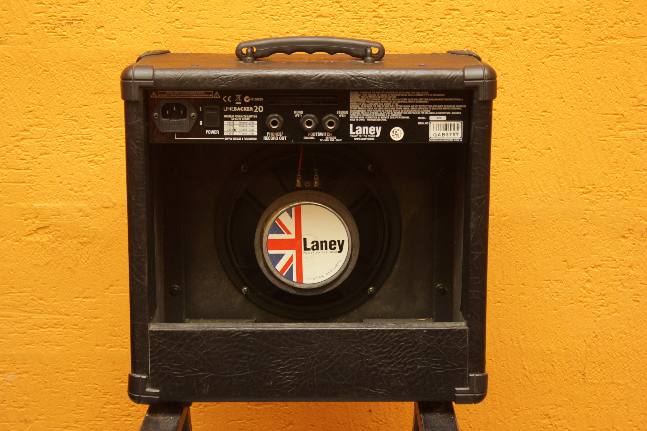 Laney Linebacker LR20 - Муз-Комиссионка