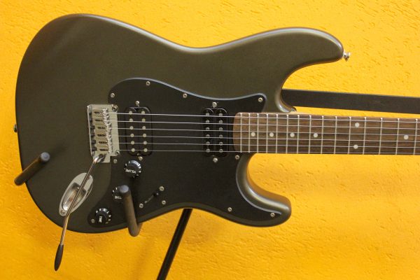 Squier Standard Double Fat Strat 2005 - Муз-Комиссионка