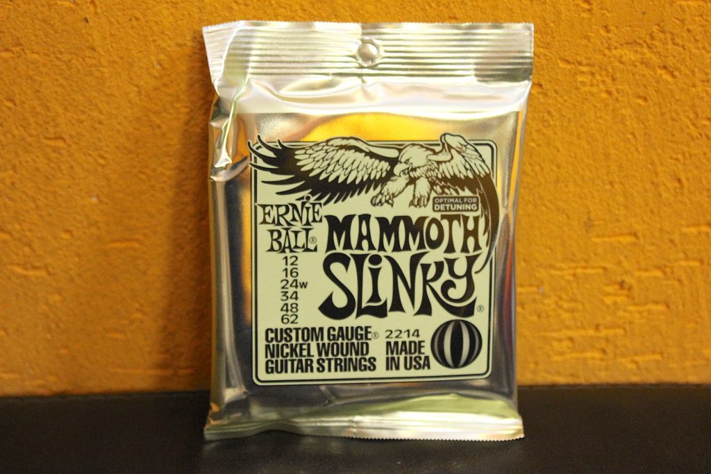 12-62 Ernie Ball 2214 Mammoth Slinky - Муз-Комиссионка